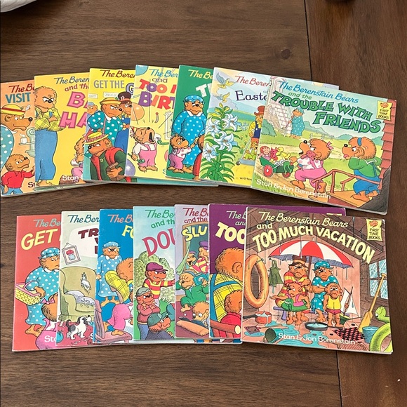 Berenstain Bears | Other | Berenstain Bears Vintage Book Collection 4 ...